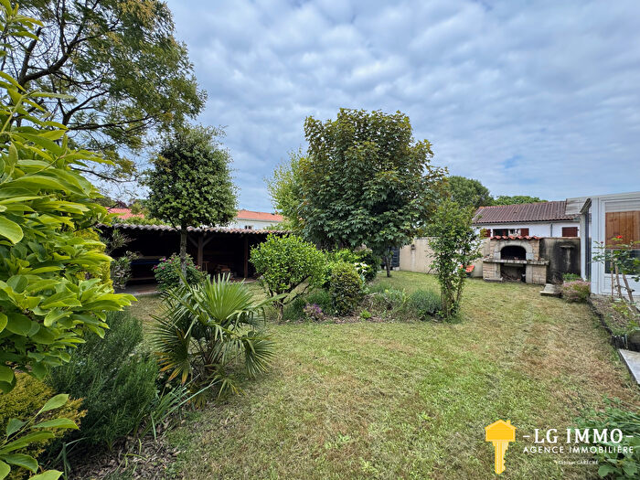 Maison à vendre - Cozes - 5 pièces - 3 chambres