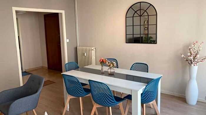 Appartement à louer - Madeleine-Saint Léonard-Justices, Angers - 1 pièce