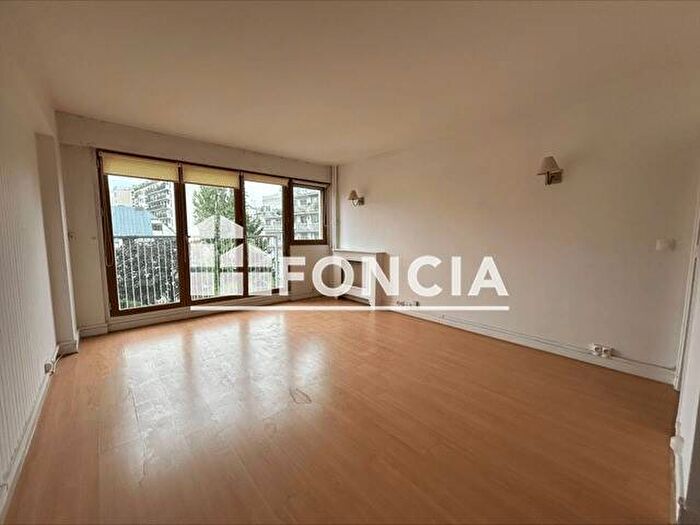 Appartement à louer - Violet Commerce, Paris ème arrondissement - 2 pièces - 1 chambre