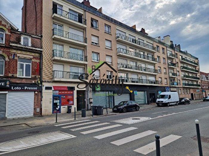 Appartement 4 pièces à Loos, Centre-ville, à vendre