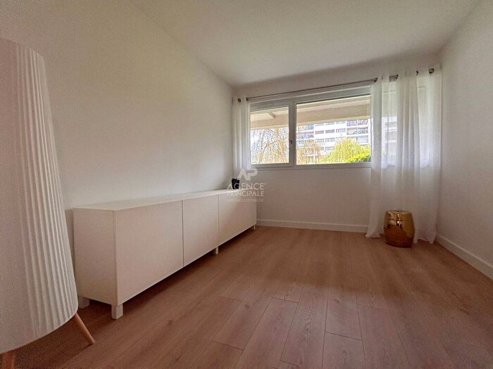 Appartement à louer - Fernand Lefebvre, Poissy - 1 pièce