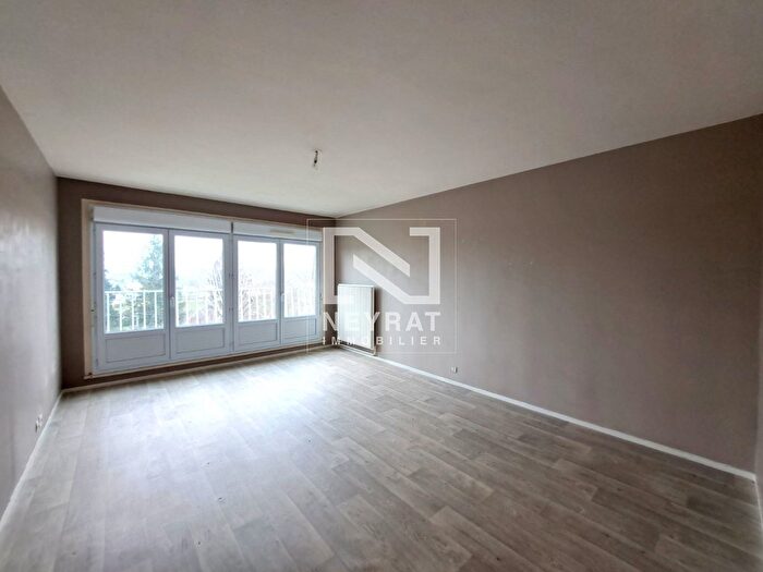 Appartement à vendre - Luzy - 3 pièces - 2 chambres