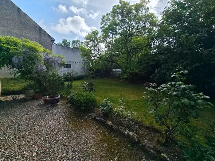 Maison 5 pièces à Sainte-Geneviève-des-Bois, Emile Zola, Bois Clairs, à vendre