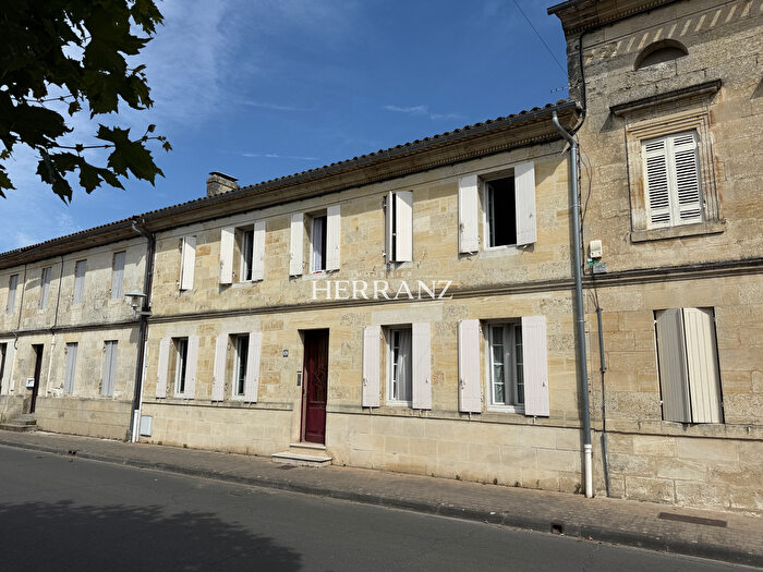 Les Artigues-de-Lussac - Maison 6 pièces à vendre