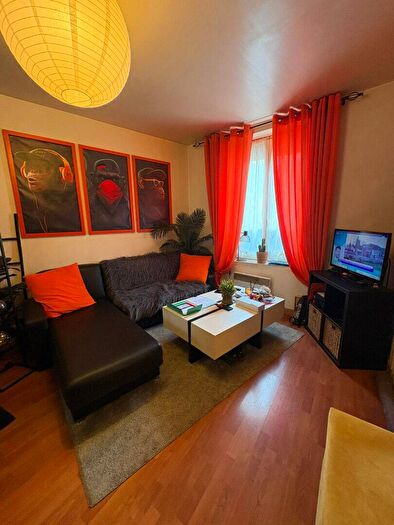 Appartement à louer - Saint-Pierre-du-Vauvray - 2 pièces - 1 chambre