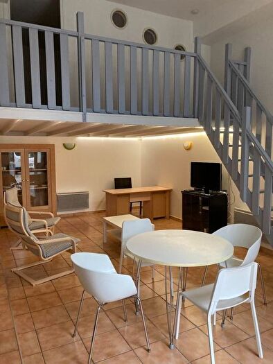 Appartement 3 pièces à Reims, Centre-ville, à louer