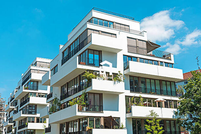 Appartement 3 pièces à Bourgoin-Jallieu, Centre-ville, Pont Saint-Michel, à vendre