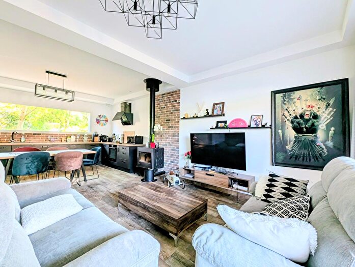 Maison à vendre - Portes-lès-Valence - 5 pièces - 4 chambres