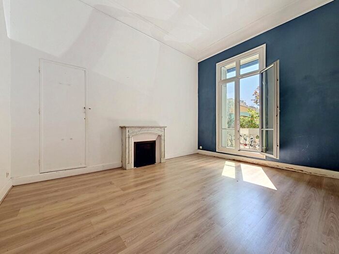 Nice, Centre-ville : Appartement 4 pièces à vendre