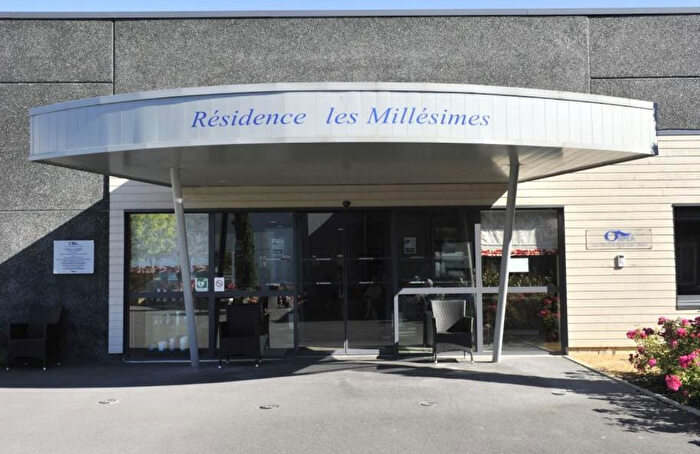 Appartement à vendre - Brasles - 1 pièce - 1 chambre