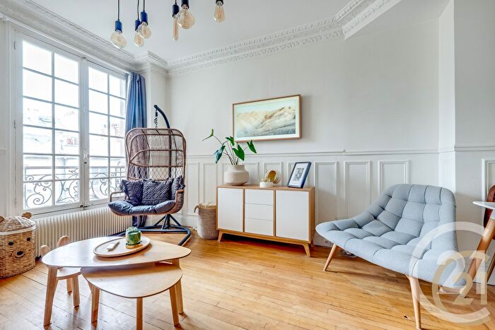 Appartement à vendre - Paris e , La Fourche, Guy Moquet - 3 pièces - 2 chambres