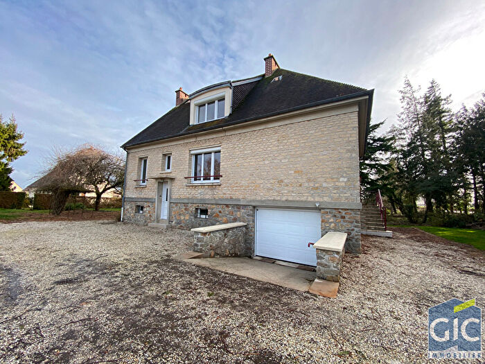 Maison à louer - Falaise - 5 pièces - 4 chambres