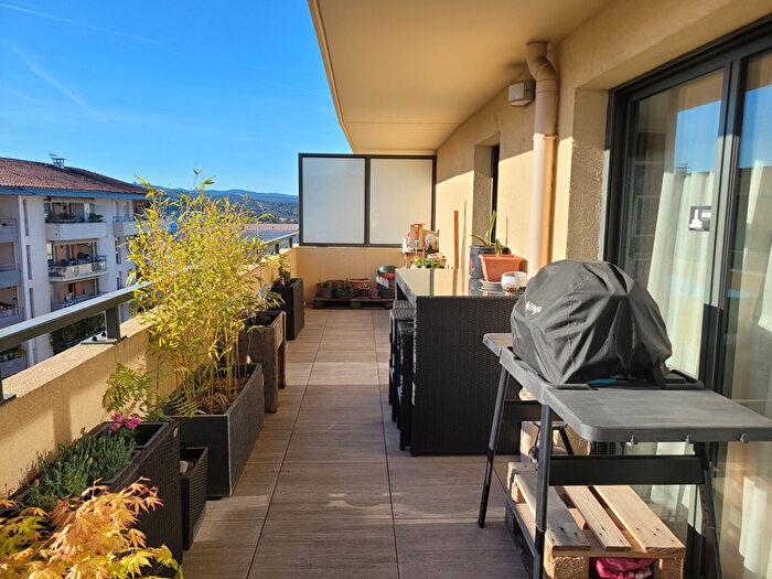 Aix-en-Provence, Pont de lArc : Appartement 3 pièces à vendre