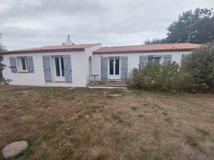 Maison à vendre - La Garnache - 6 pièces - 5 chambres