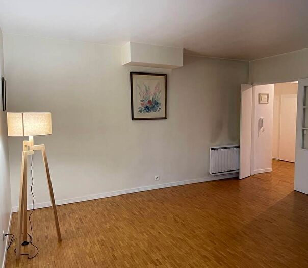 Appartement à louer - Rosny-sous-Bois, La Garenne - 3 pièces - 2 chambres