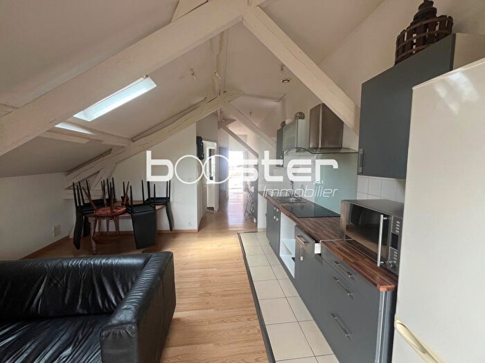 Saint-Yrieix-la-Perche : Appartement 2 pièces à louer