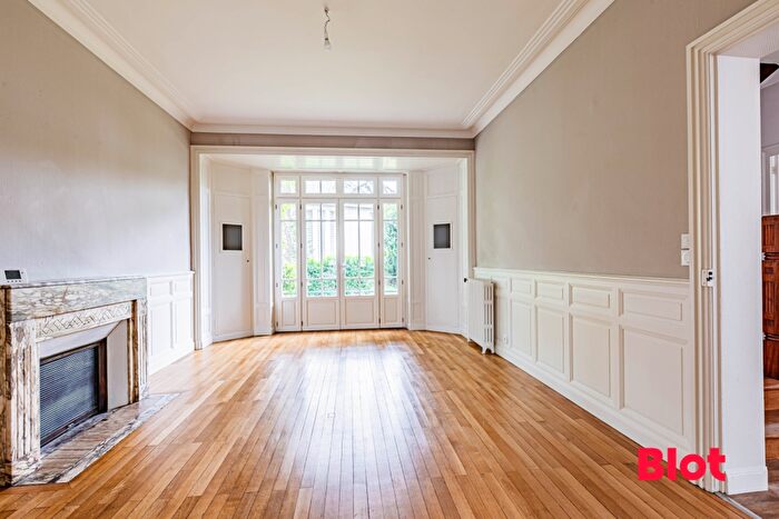 Nantes, Monselet : Maison 7 pièces à vendre
