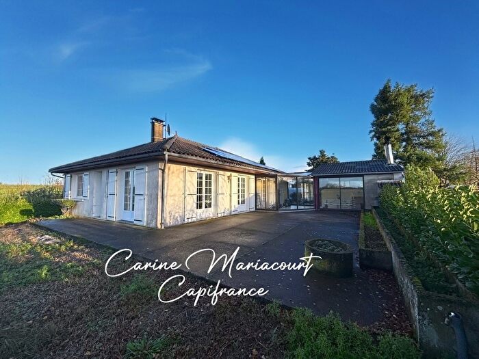 Maison 7 pièces à Nanteuil, à vendre