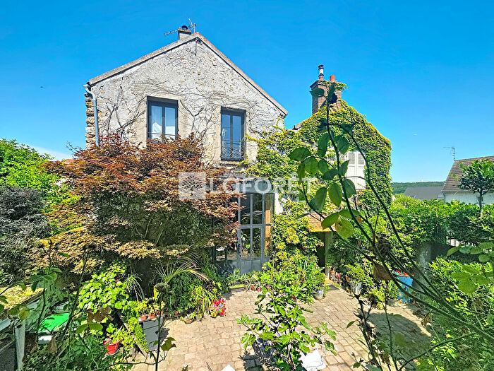 Maison 8 pièces à Marcoussis, à vendre