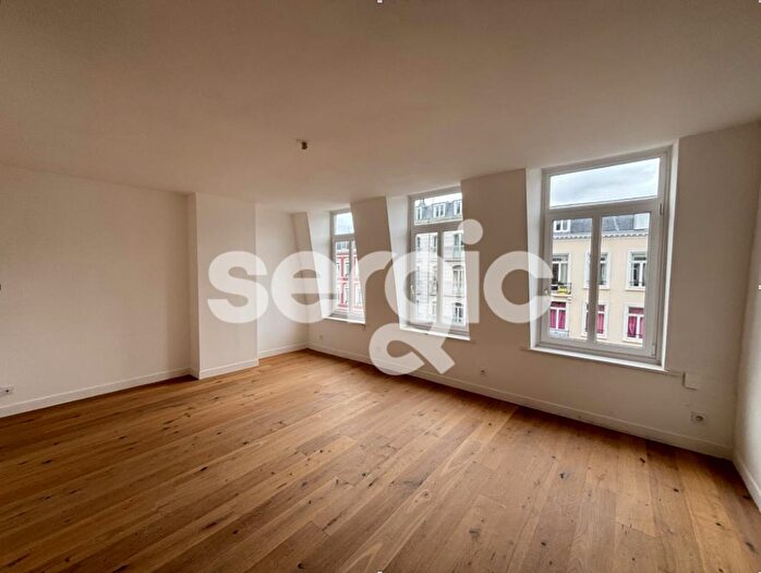 Appartement à vendre - Lille, Centre-ville, Euralille - 2 pièces - 1 chambre