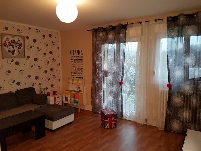 Appartement à louer - Bains-les-Bains - 3 pièces - 2 chambres