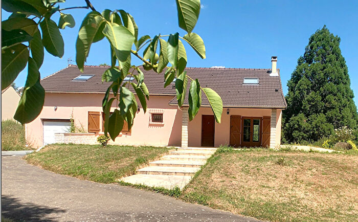Maison 6 pièces à Condé-sur-Vesgre, à vendre