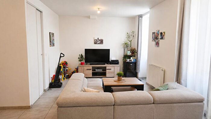 Appartement 3 pièces à Beaurepaire, à louer