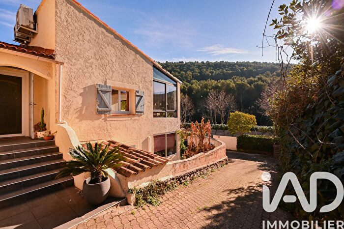 Maison à vendre - Carnoux-en-Provence - 4 pièces - 3 chambres