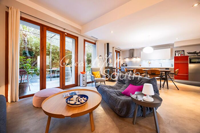 Maison à vendre - Perpignan, Les Remparts - 4 pièces - 3 chambres