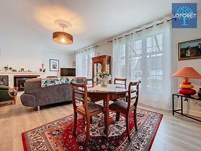 Maison à vendre - Scaër - 6 pièces - 5 chambres