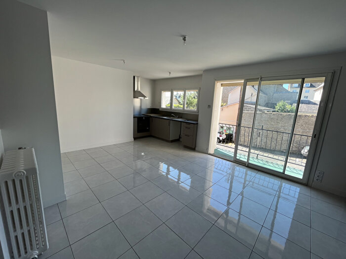 Appartement à louer - Laval, Hilard - 3 pièces - 2 chambres