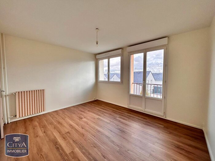 Appartement à louer - Laval, Hilard - 2 pièces - 1 chambre