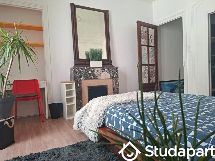 Championnet-Caserne de Bonne, Grenoble : Appartement 1 pièce à louer