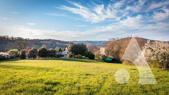 Maison à vendre - Berbiguières - 12 pièces - 7 chambres