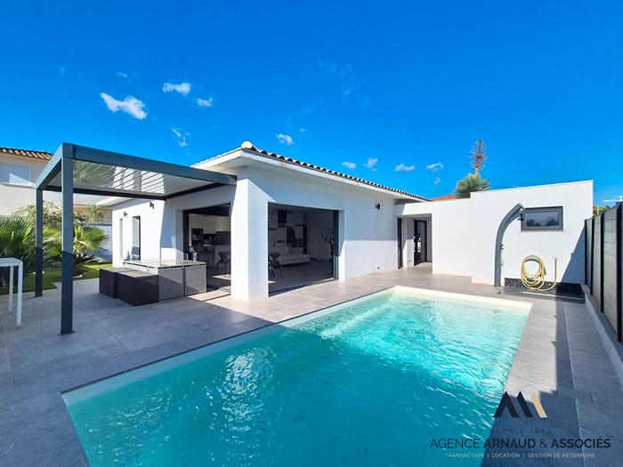 Maison 5 pièces à vendre - Saint-Cyr-sur-Mer, Gare, La Miolane, Bel-Air