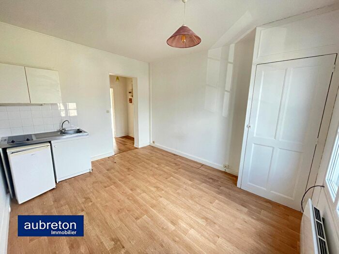 Appartement à louer - Saint-Martin-dHères, Galochère - 2 pièces - 1 chambre