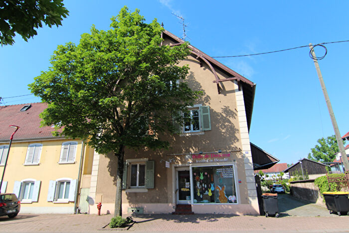 Maisons à vendre et appartements à louer - 3