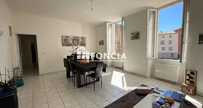 Appartement à vendre - Digne-les-Bains, Centre-ville, Bourg - 3 pièces - 1 chambre