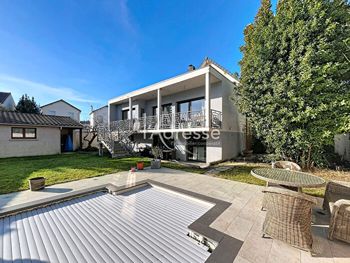 Maison à vendre - Chelles, Chelles Sud, Grande Prairie, Bords de Marne - 7 pièces - 5 chambres