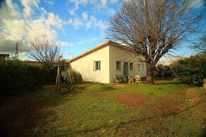 Appartement à louer - Centre-Max Barel-Centre Nord, Vénissieux - 1 pièce