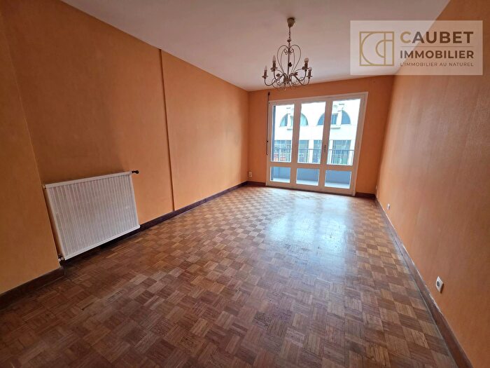 Appartement à vendre - Tarbes, Centre-ville - 4 pièces - 3 chambres