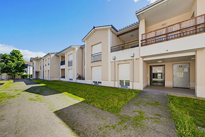 Bruges, Ausone, La Hutte, Le Grand Darnal : Appartement 2 pièces à vendre