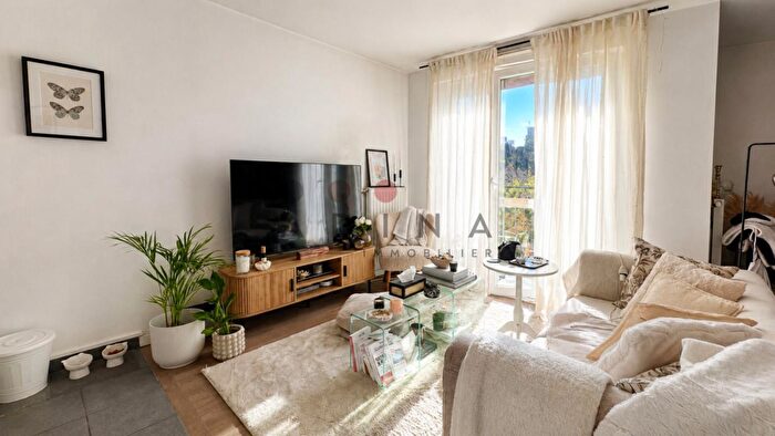 Châtenay-Malabry, Justice : Appartement 2 pièces à vendre