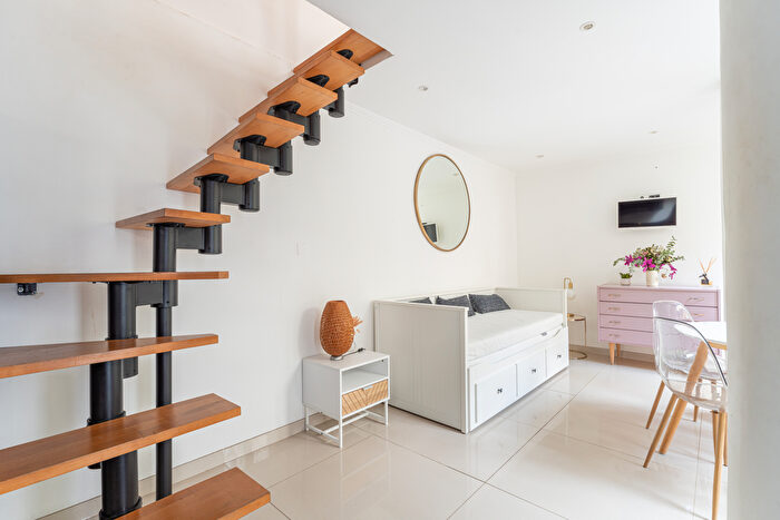 Appartement à vendre - Marseille e , Roucas Blanc - 2 pièces - 1 chambre