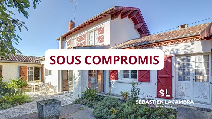 Maison à vendre - Gaillac - 7 pièces - 5 chambres