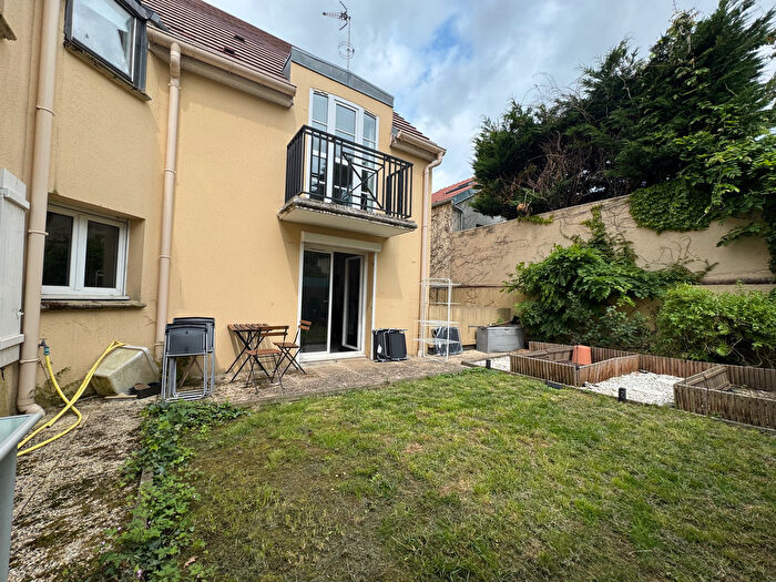 Appartement à vendre - Roissy-en-France - 2 pièces - 1 chambre