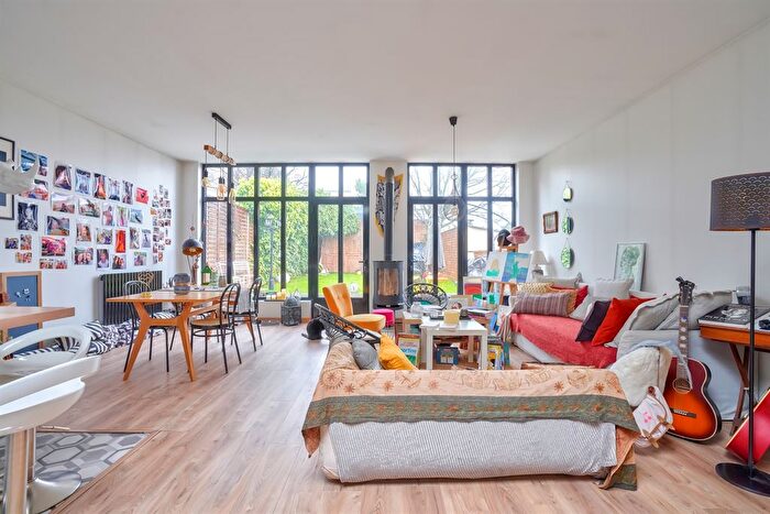 Maison à vendre - Argenteuil, Les Coteaux - 6 pièces - 4 chambres