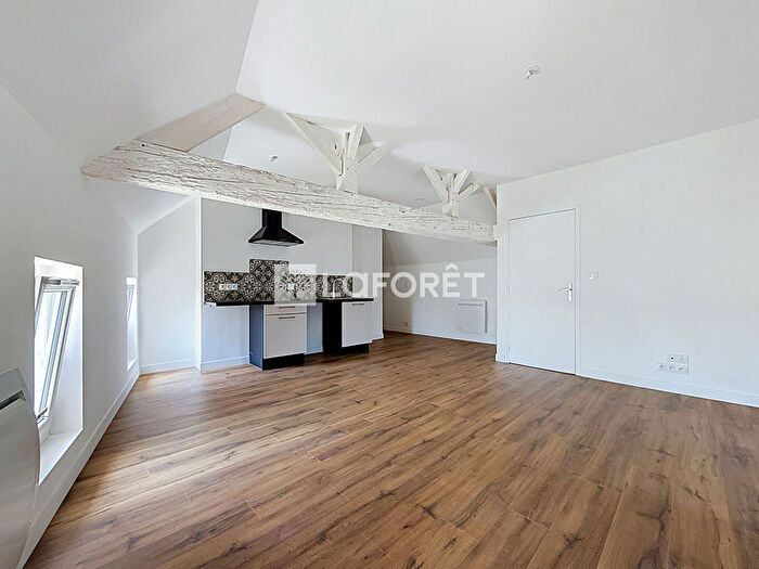 Appartement 3 pièces à Doué-la-Fontaine, à louer
