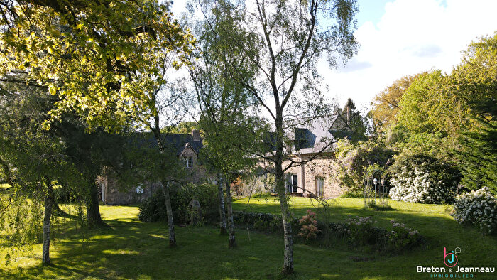 Hambers - Maison 6 pièces à vendre