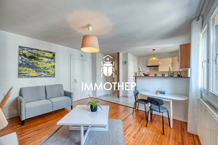 Appartement à vendre - Grenoble, Eaux-Claires, Mistral - 3 pièces - 2 chambres